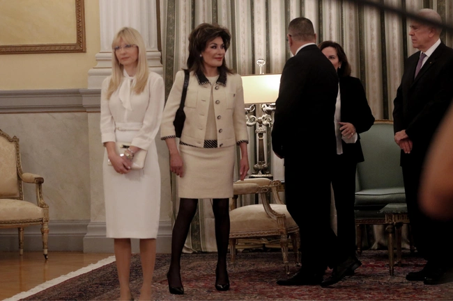Η Γιάννα Αγγελοπούλου άλλαξε το look της - Με νέα εμφάνιση στο ...