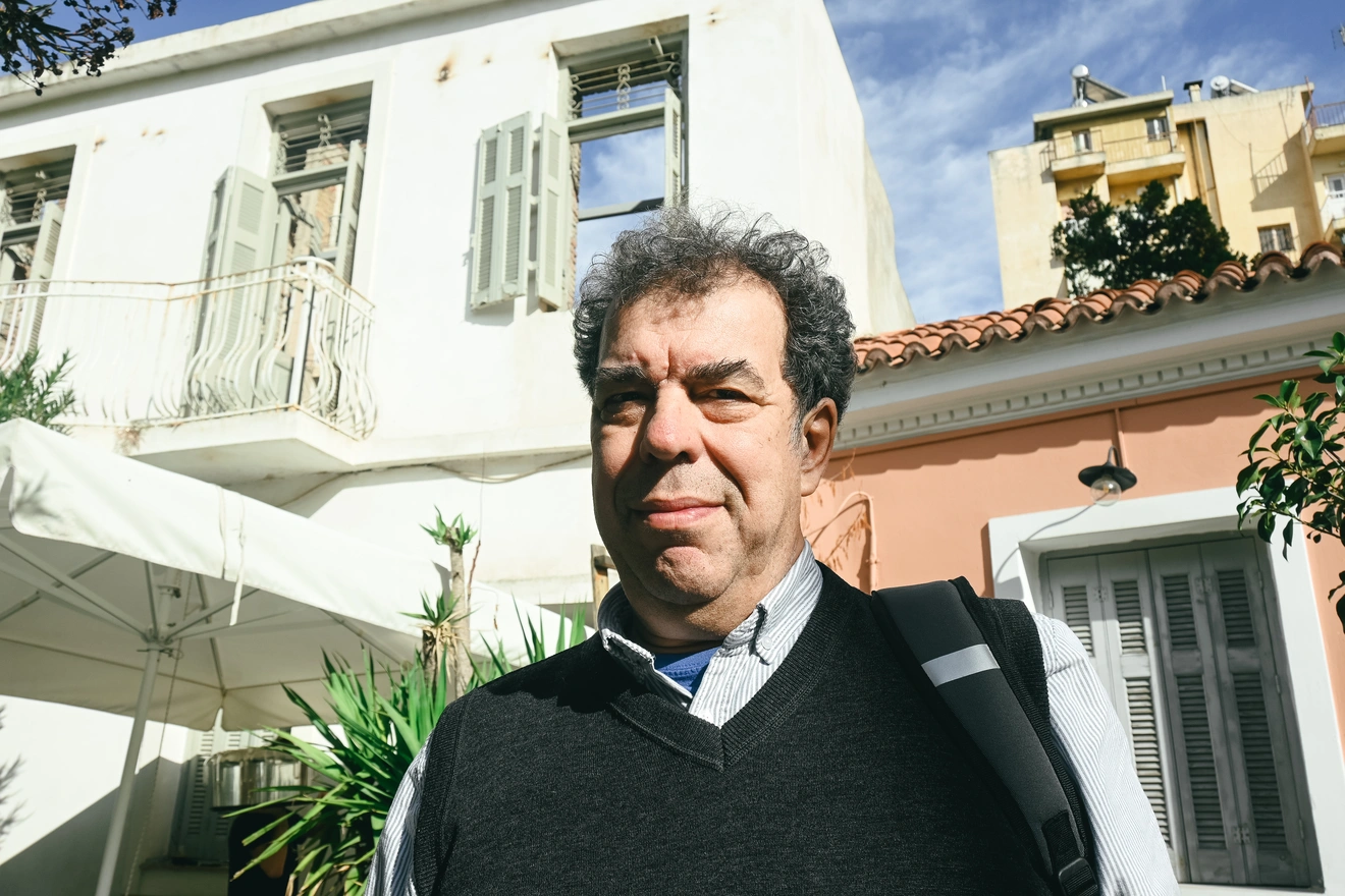 Νίκος Σαραντάκος: «Στο blog πλέον είμαστε δεινόσαυροι, αλλά είναι κάτι ...