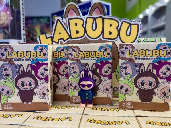 Labubu vs Lafufu: Πώς θα καταλάβεις αν το «τερατάκι» σου είναι αυθεντικό