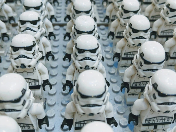 Εξαιρετικά σπάνια συλλογή LEGO χάθηκε μυστηριωδώς - Και το ίντερνετ ...