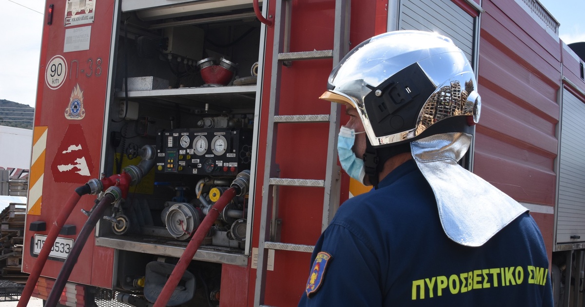 Φωτιά τώρα στην Παλλήνη - Συναγερμός στην Πυροσβεστική