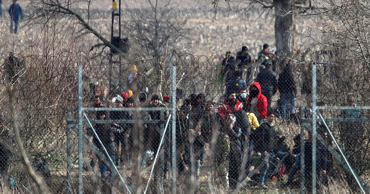 Εβρος: Καρέ – καρέ η σύλληψη διακινητή παράτυπων μεταναστών στην ...