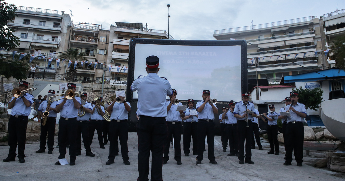 Φιλαρμονική Ορχήστρα του Δήμου Πειραιά: Η ιστορία της θυμίζει παραμύθι