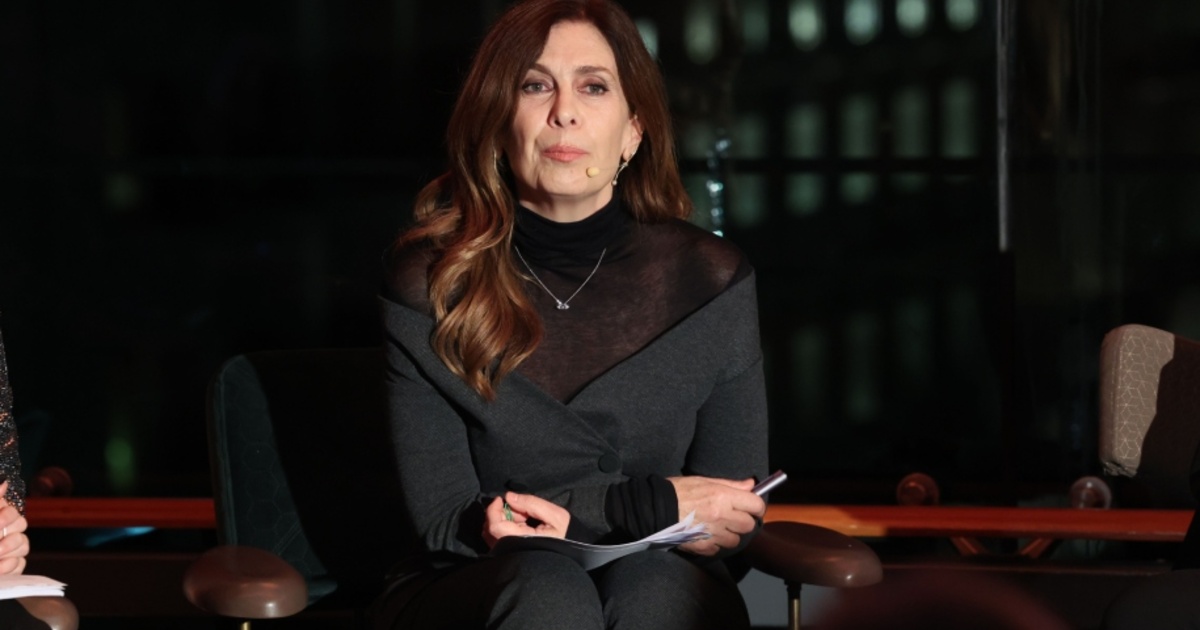 Κατερίνα Διδασκάλου: «Καλλιτέχνης δεν σημαίνει άρρωστος ανθρωπος»