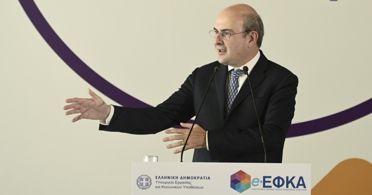 Χατζηδάκης για ΕΦΚΑ: «Αγνοούμε το παρελθόν, υπηρετούμε τους Ελληνες»