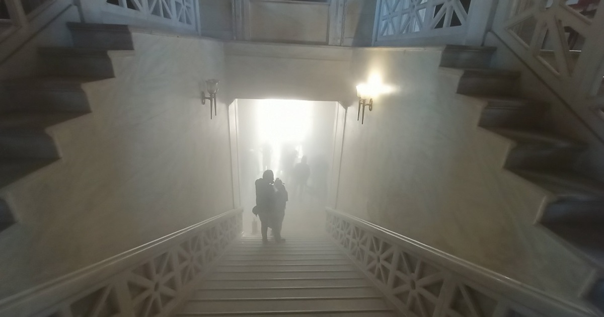 Ενταση στην Πρυτανεία με δακρυγόνα και χημικά, προσπάθησαν να «σπάσουν ...