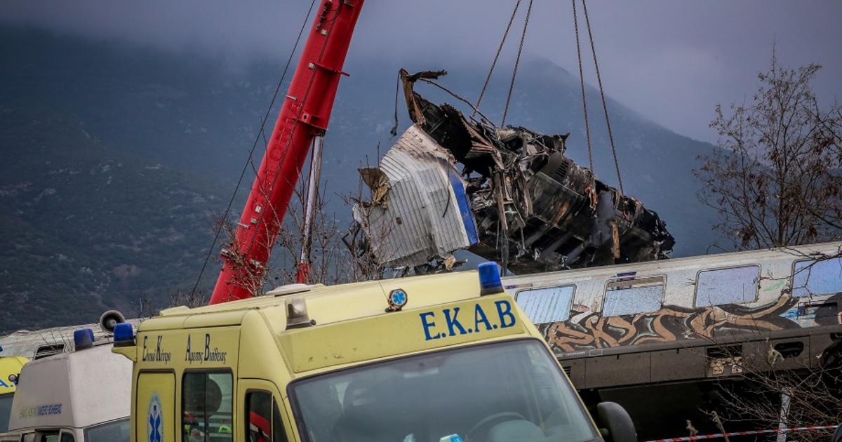 Δυστύχημα στα Τέμπη: Νεκρές δίδυμες αδελφές και η ξαδέρφη τους