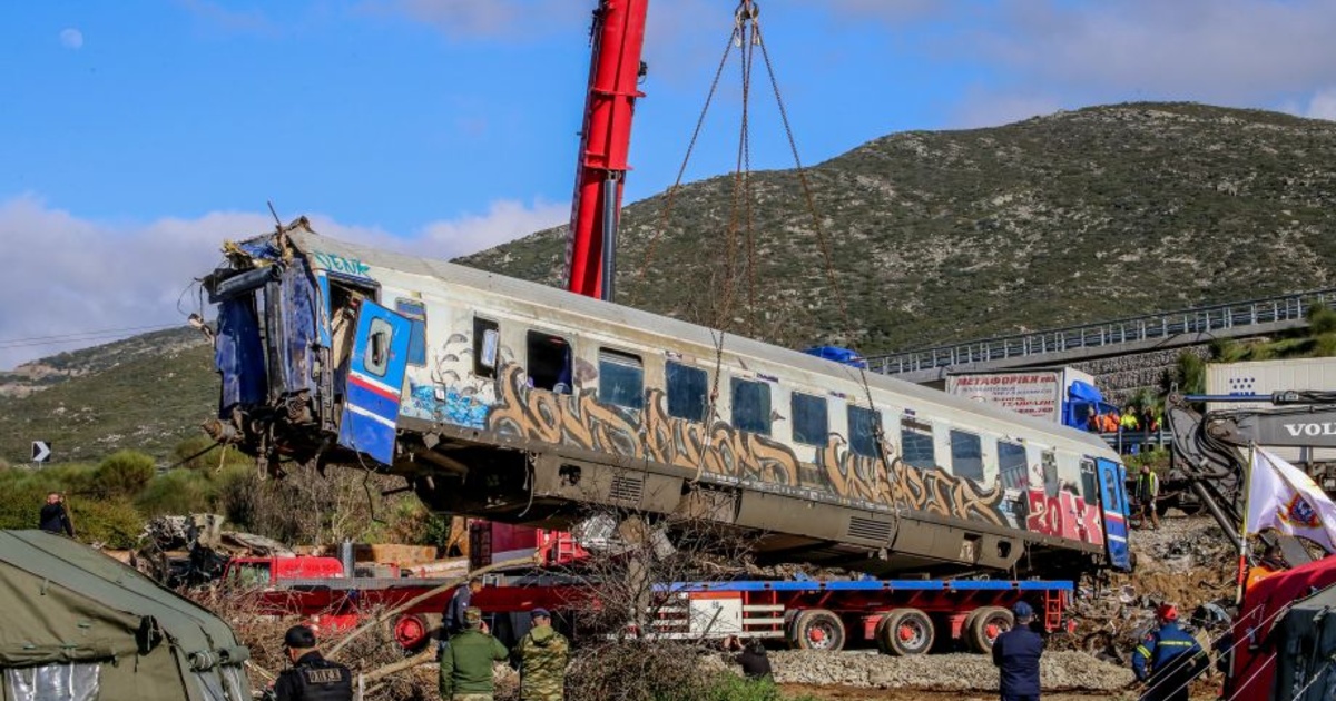Σύγκρουση τρένων στα Τέμπη: Στον ανακριτή και ο σταθμάρχης της ...