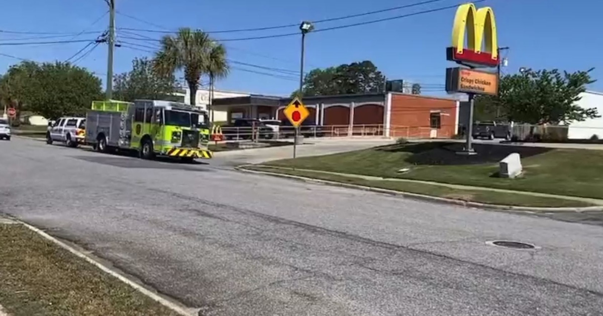 Ένοπλος άνοιξε πυρ μέσα σε McDonald's στις ΗΠΑ - Πληροφορίες για νεκρούς