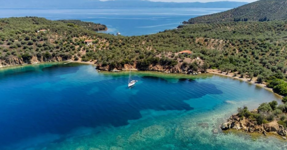 Ένα άγνωστο νησάκι στον Παγασητικό όπου ο χρόνος σταματά
