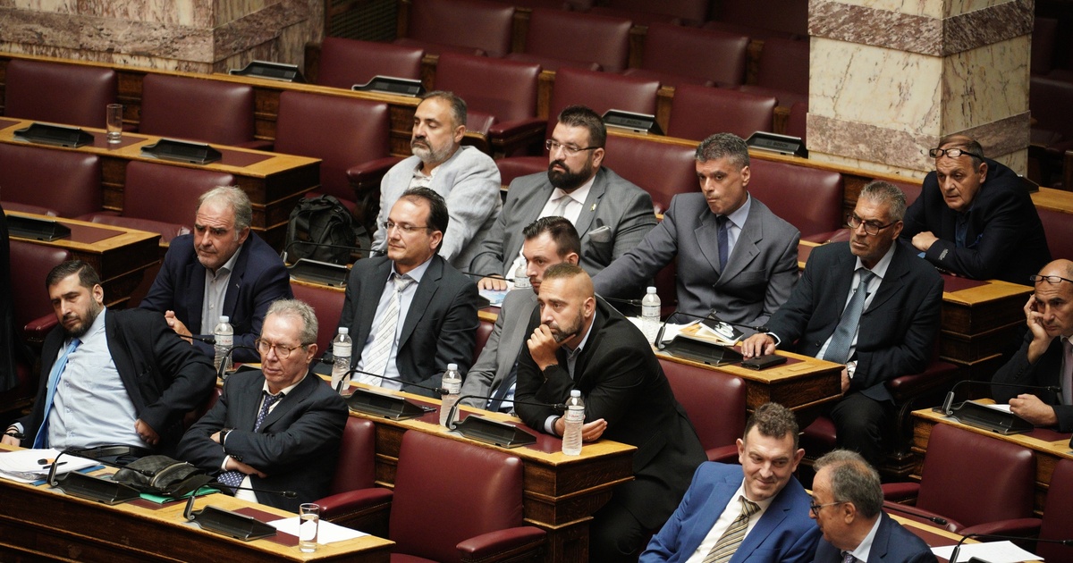 Βουλή: Ομόφωνη εισήγηση για άρση ασυλίας 11 βουλευτών των Σπαρτιατών