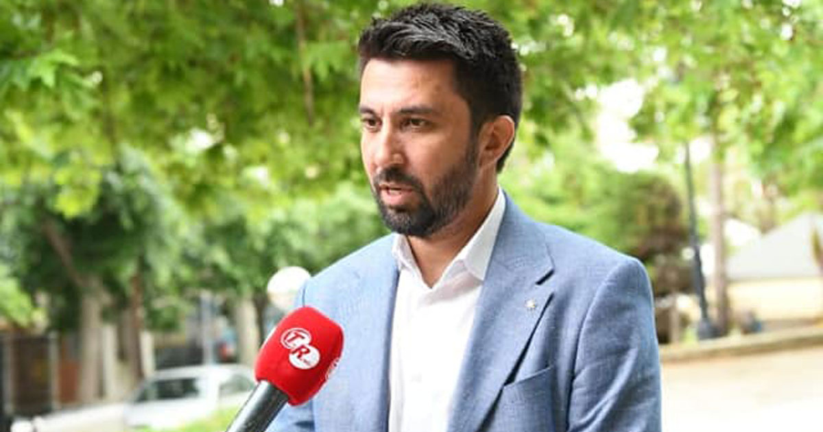 Φερχάτ Οζγκιούρ: Ποιος είναι ο νέος αναπληρωτής τομεάρχης Υγείας του ΣΥΡΙΖΑ