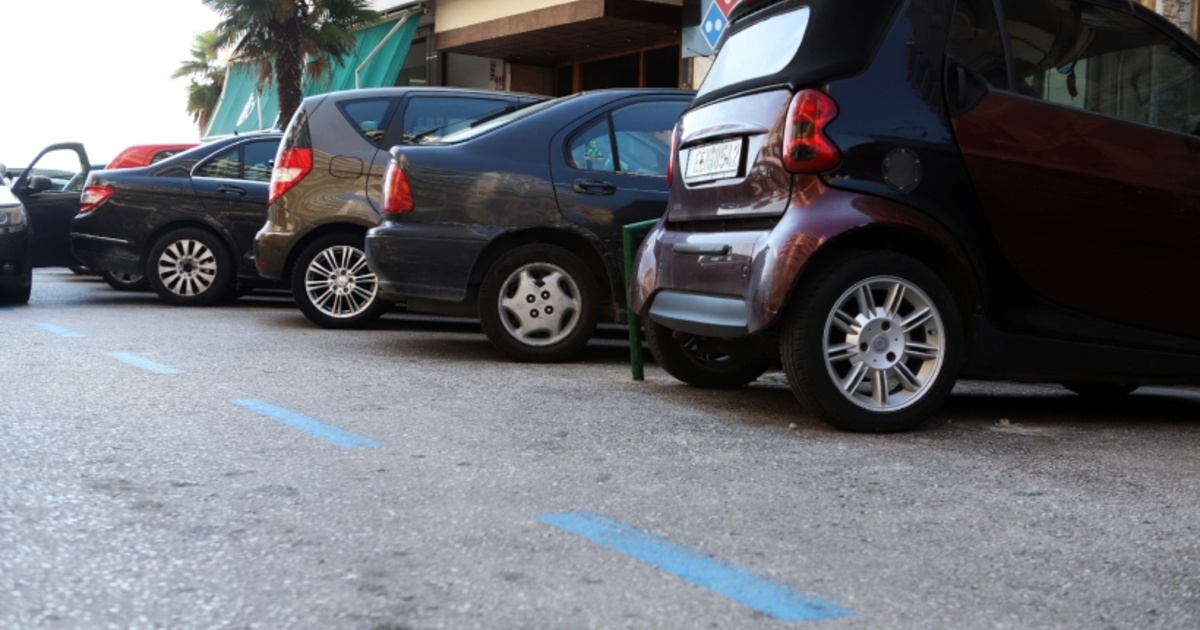 Θεσσαλονίκη: Πιάστηκαν στα χέρια για μία θέση στάθμευσης - Δίωξη στους ...