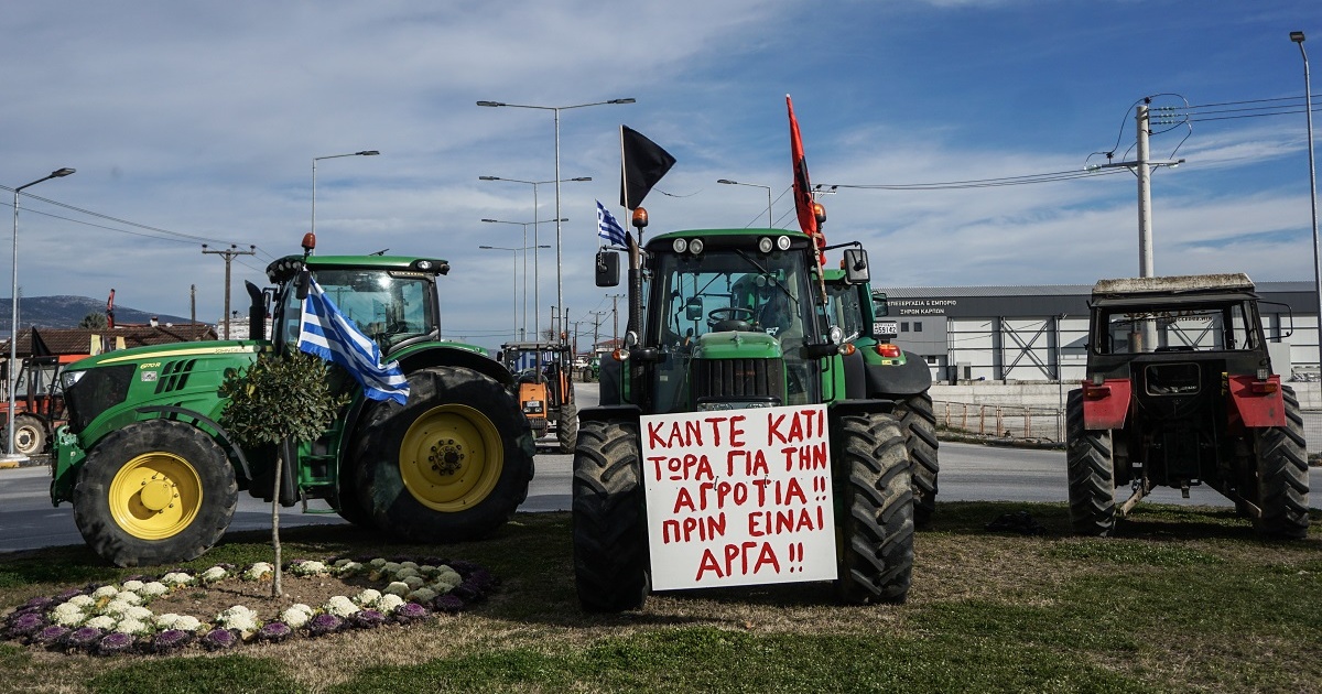 Δεν κάνουν πίσω οι αγρότες: Σε τεντωμένο σχοινί η κόντρα με την ...