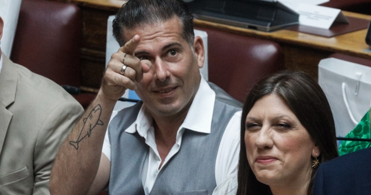 Καραναστάσης: Νέα ανάρτηση μετά την παραίτηση - «Και πολύ κάθισα»