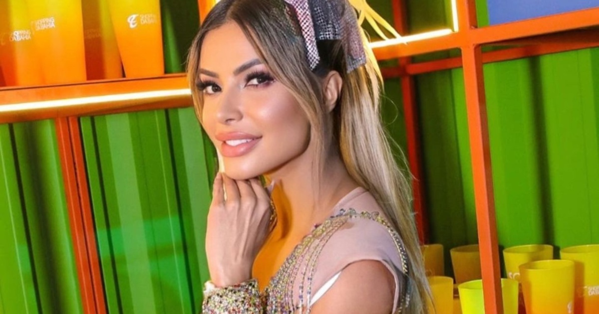 Μοντέλο του Playboy ξεσήκωσε αντιδράσεις επειδή πήγε σε πάρκο της ...