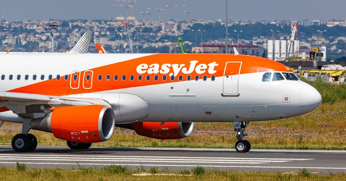 Αγωνία σε πτήση της easyJet που έκανε αναγκαστική προσγείωση στην Αθήνα ...