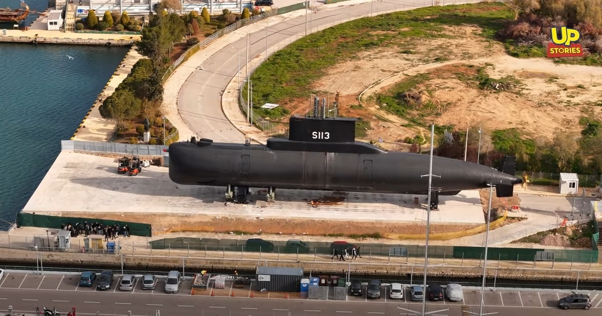 Ποιο είναι το ιστορικό υποβρύχιο του Πολεμικού Ναυτικού που έπιασε ...