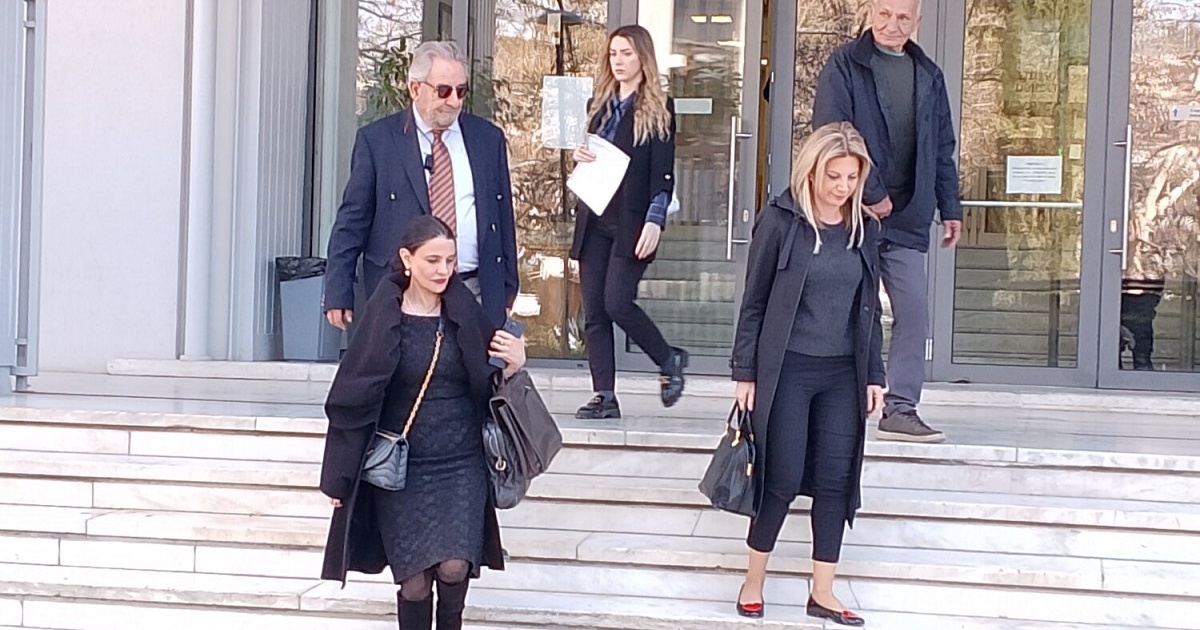 Τέμπη: «Πυρ ομαδόν» από συγγενείς θυμάτων κατά του εφέτη ανακριτή - «Τι ...