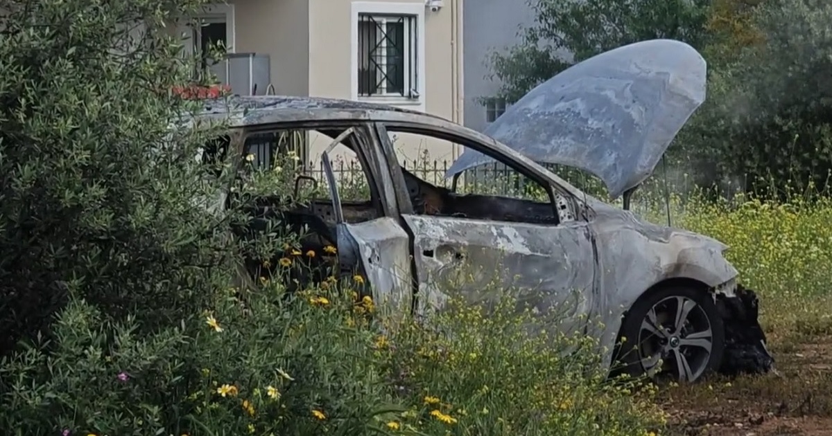 Καμένο όχημα εντοπίστηκε στο Πάτημα Χαλανδρίου – Εικασίες ότι ...