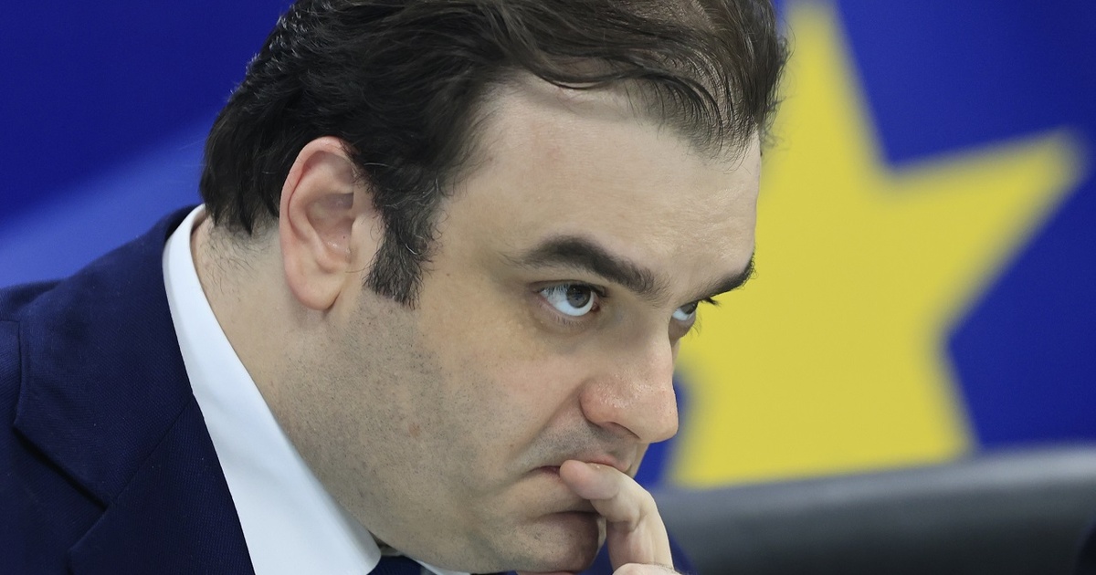 Ο Κυριάκος Πιερρακάκης «φαβορί» για διάδοχος του Ντόναχιου στο Eurogroup