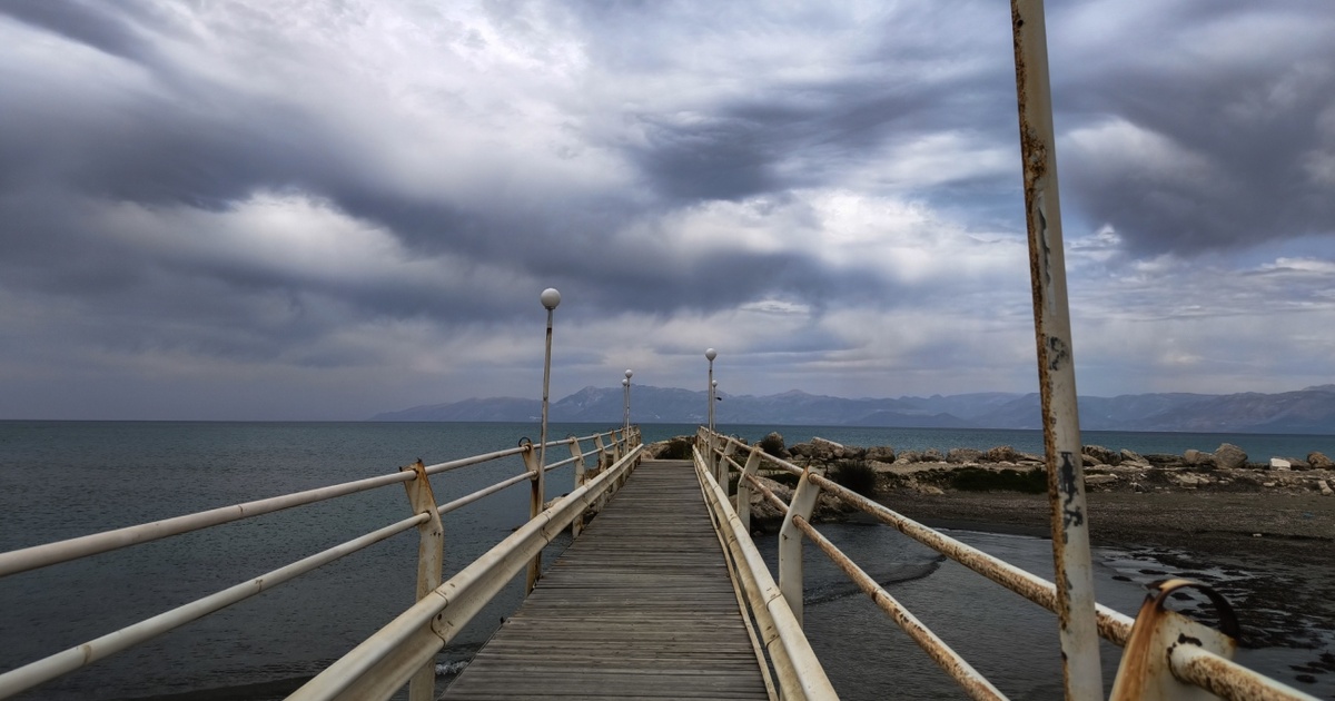 Αλλαγή του καιρού: Από καύσωνα σε μπουρίνια και καταιγίδες