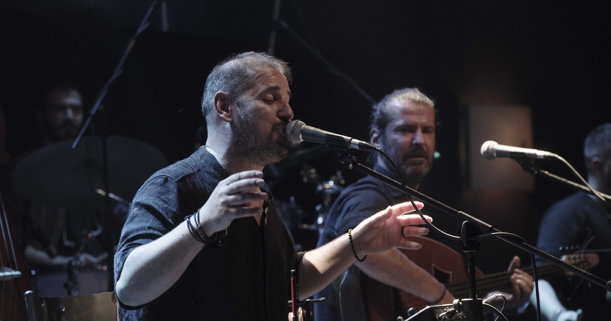 Γιώργος και Νίκος Στρατάκης: «Εχουμε πιαστεί από τη μουσική σε στιγμές ...