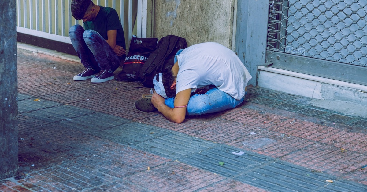 Στο απροχώρητο η κατάσταση με την πιάτσα ναρκωτικών της Ιεροθέου: «Δεν ...