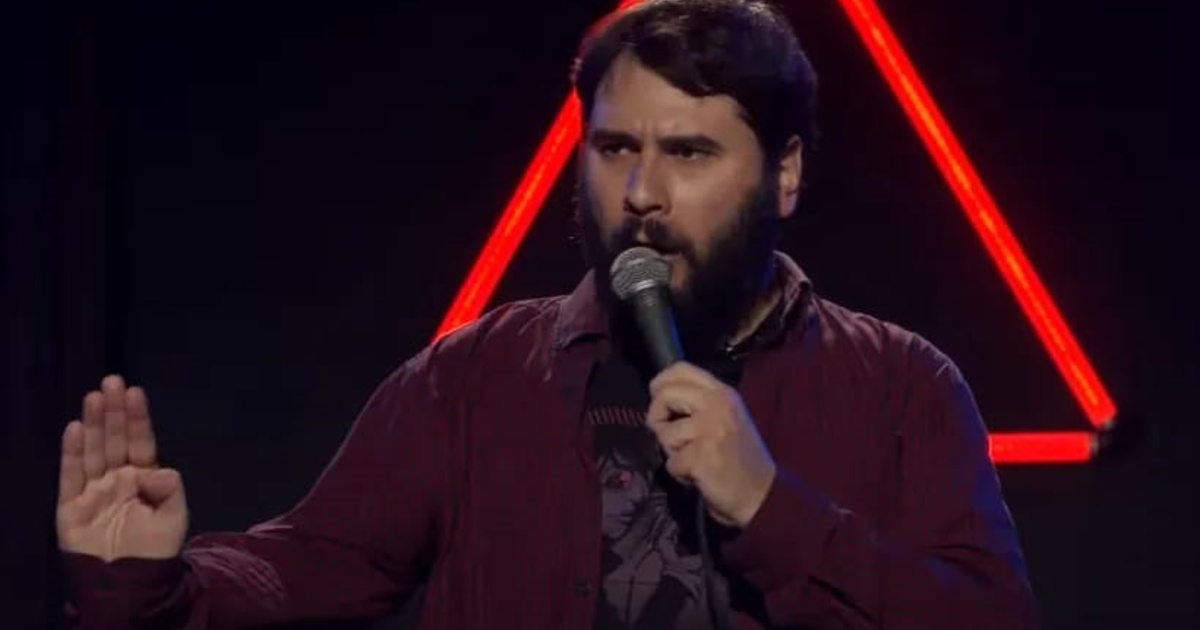 Πάρις Ρούπος: Η Pizza Fan απέλυσε τον κωμικό, επειδή το απαίτησε ο ...