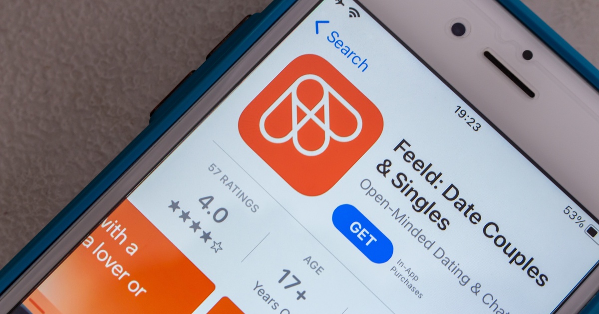 Από το Tinder στο Feeld: Πώς η Gen Z ξαναγράφει τους κανόνες του dating