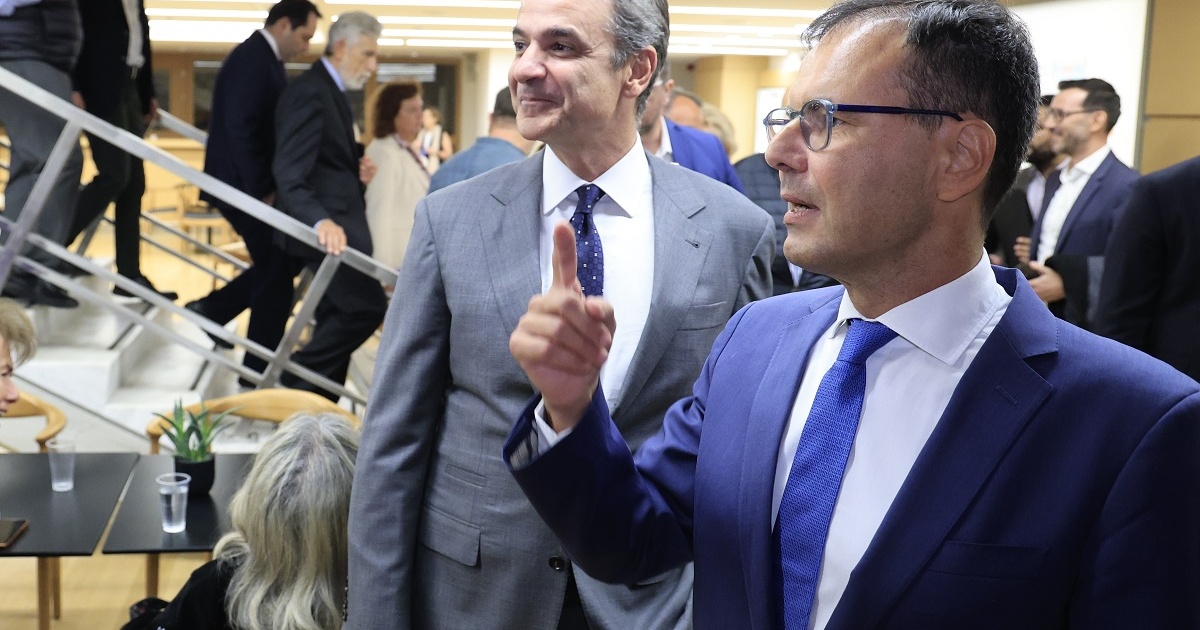 Oι μπηχτές Πατέλη σε Τσίπρα και Σαμαρά, το βιβλίο της Ντόρας και ο ...