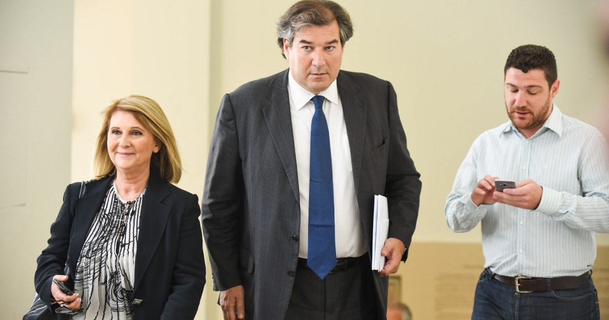 Όπισθεν ολοταχώς από τον Καραχάλιο μετά τη διάψευση Καρυστιανού: «Έχει ...