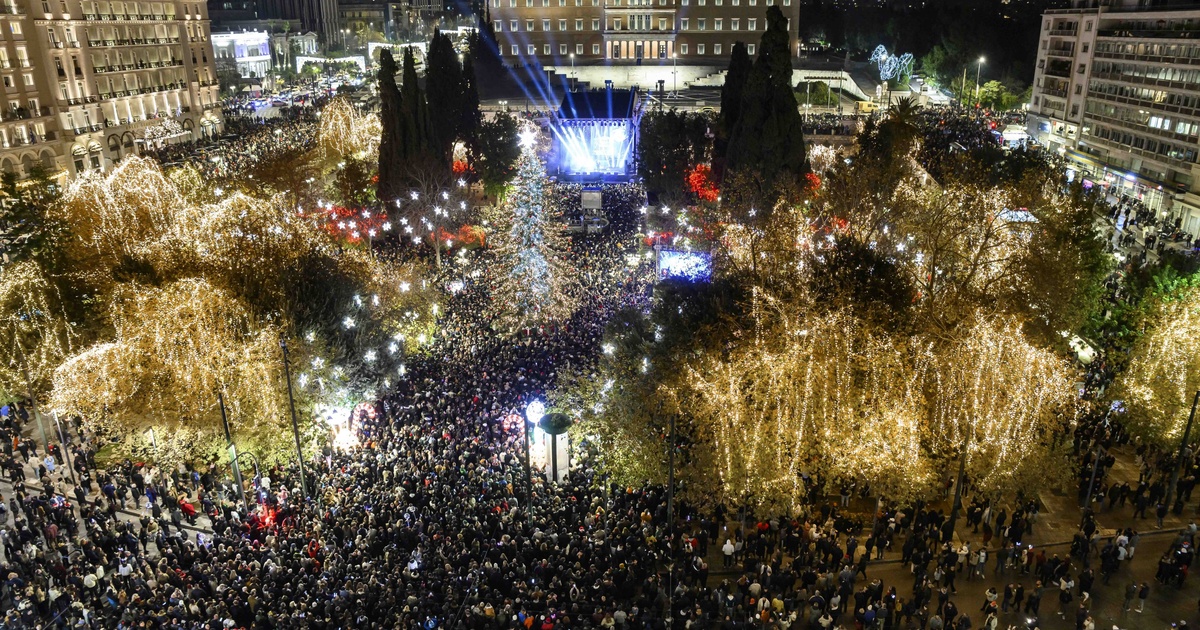 Δήμος Αθηναίων: Παραμονή Πρωτοχρονιάς στο Σύνταγμα με Κωστή Μαραβέγια ...
