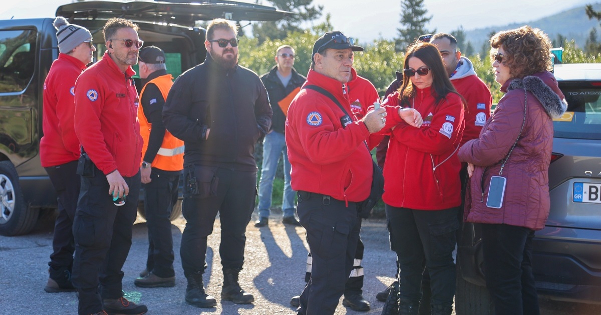 Χανιά: Μεγάλη επιχείρηση με drones, σκυλιά και κάμερες για τον ...