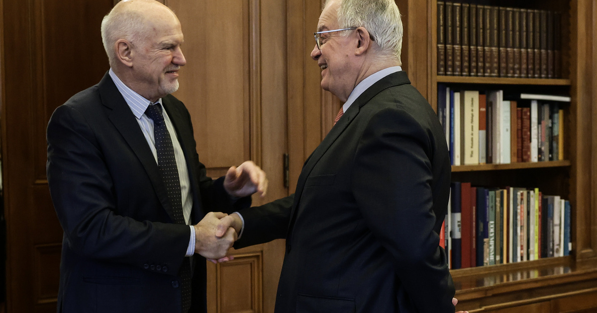 Το... πιστόλι του Μητσοτάκη, το φλερτ Κασσελάκη στην Καρυστιανού και η ...